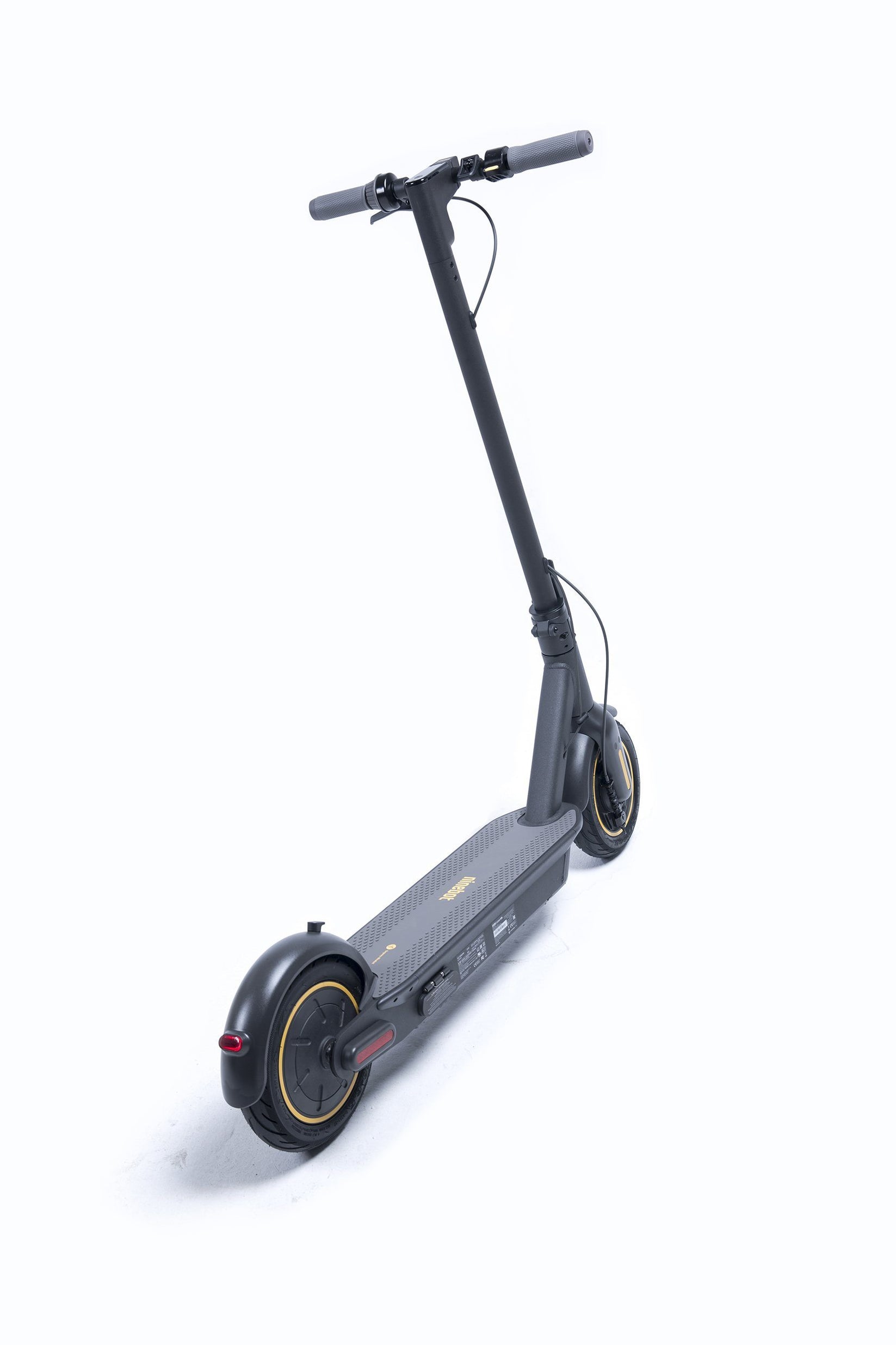 Ninebot MAX G30 Kopen? | Review & Test | Nr1elektrischestep.nl